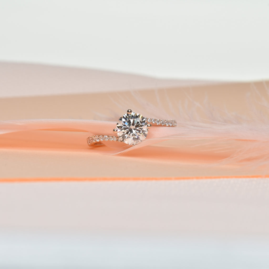 Twisted Band Round Diamond Ring – NIYA K